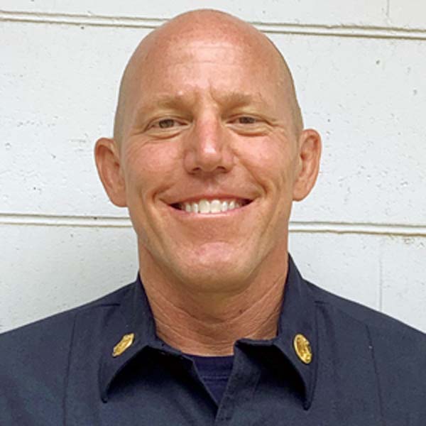 Giesea new fire battalion chief for ocean safety | News, Sports, Jobs - Maui News